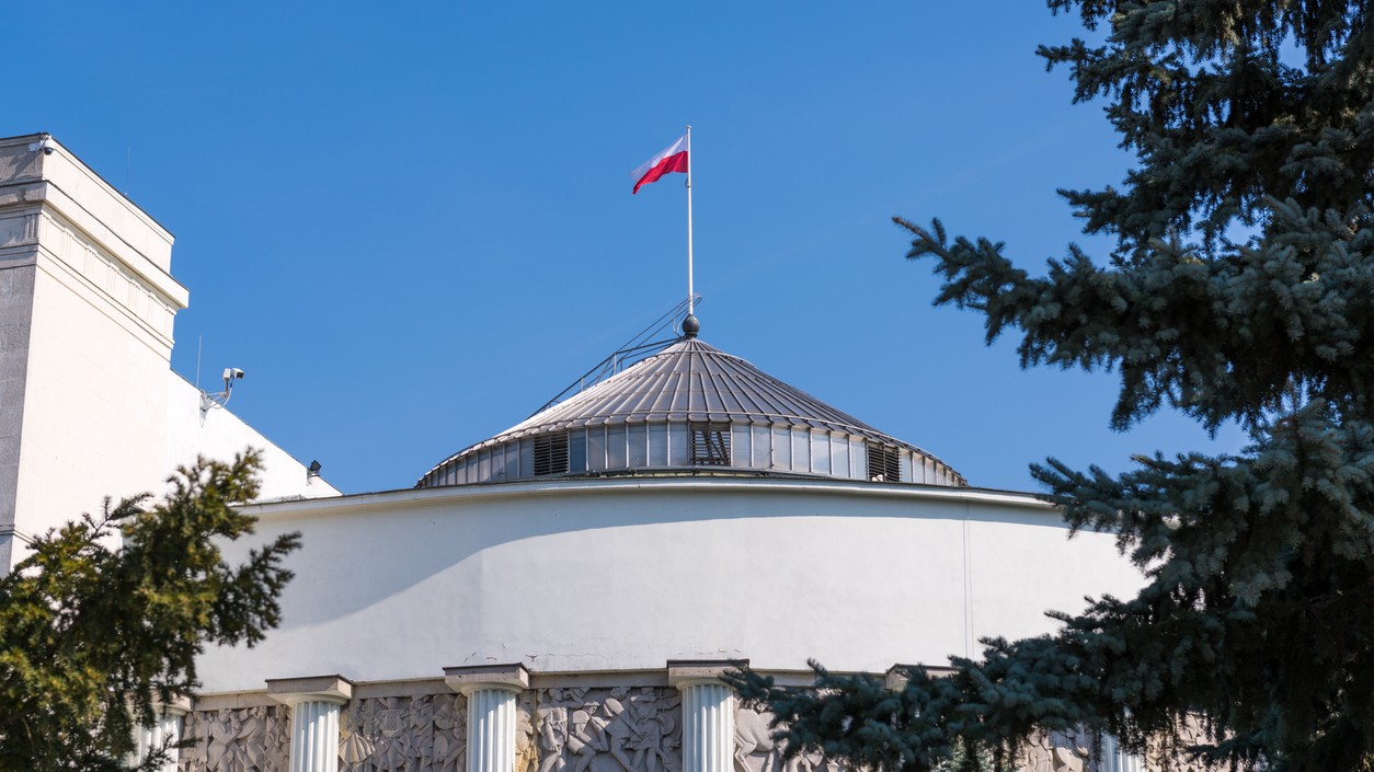 Korupčný škandál za slovenskými hranicami: Úplatky pri udeľovaní víz ...