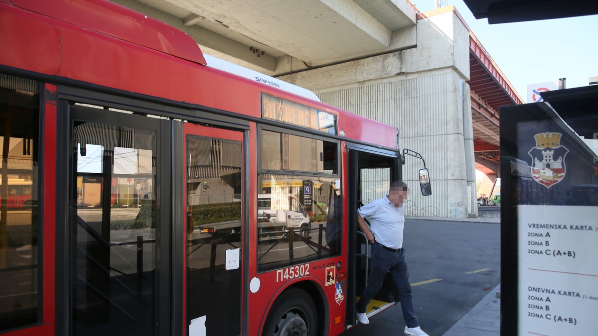Najduža autobuska linija u Beogradu 551: Vožnja traje 80 minuta od ...