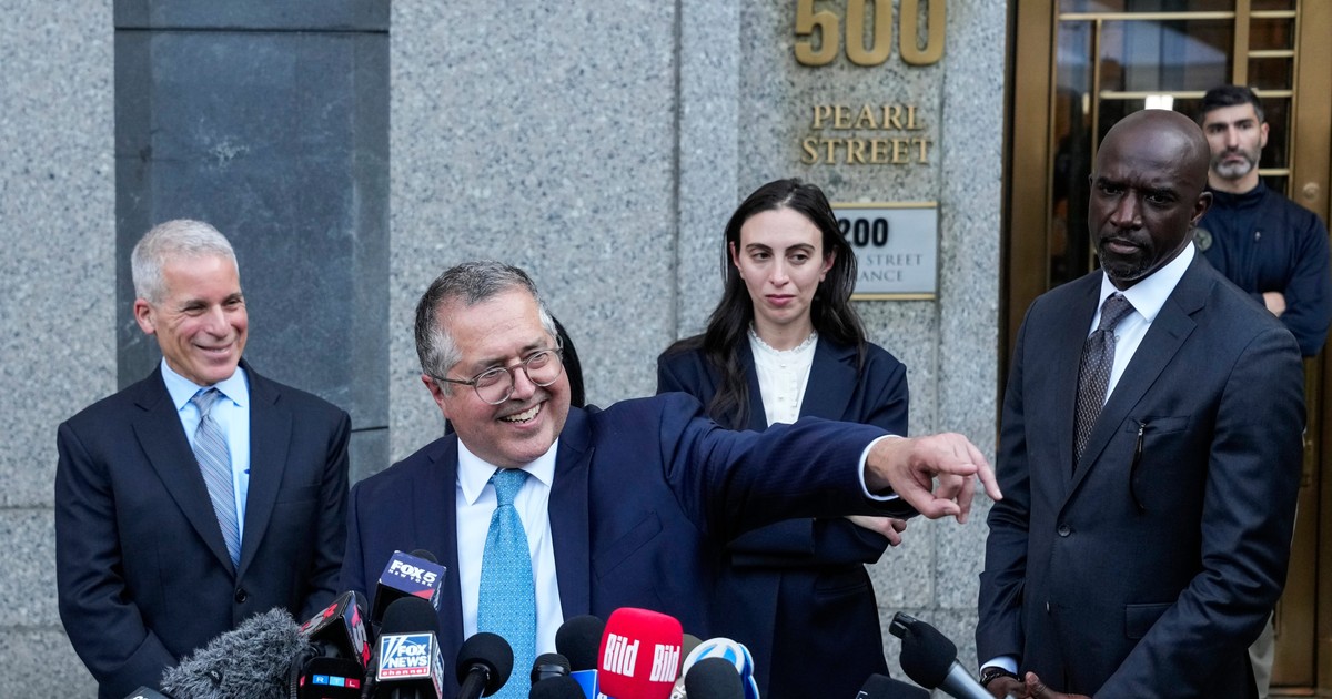 Meet the lawyers who defended Diddy | Business Insider Africa