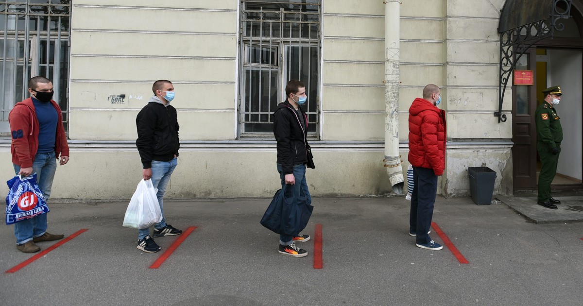 Russia accuses Ukraine of orchestrating a phone scam scheme to trick ...