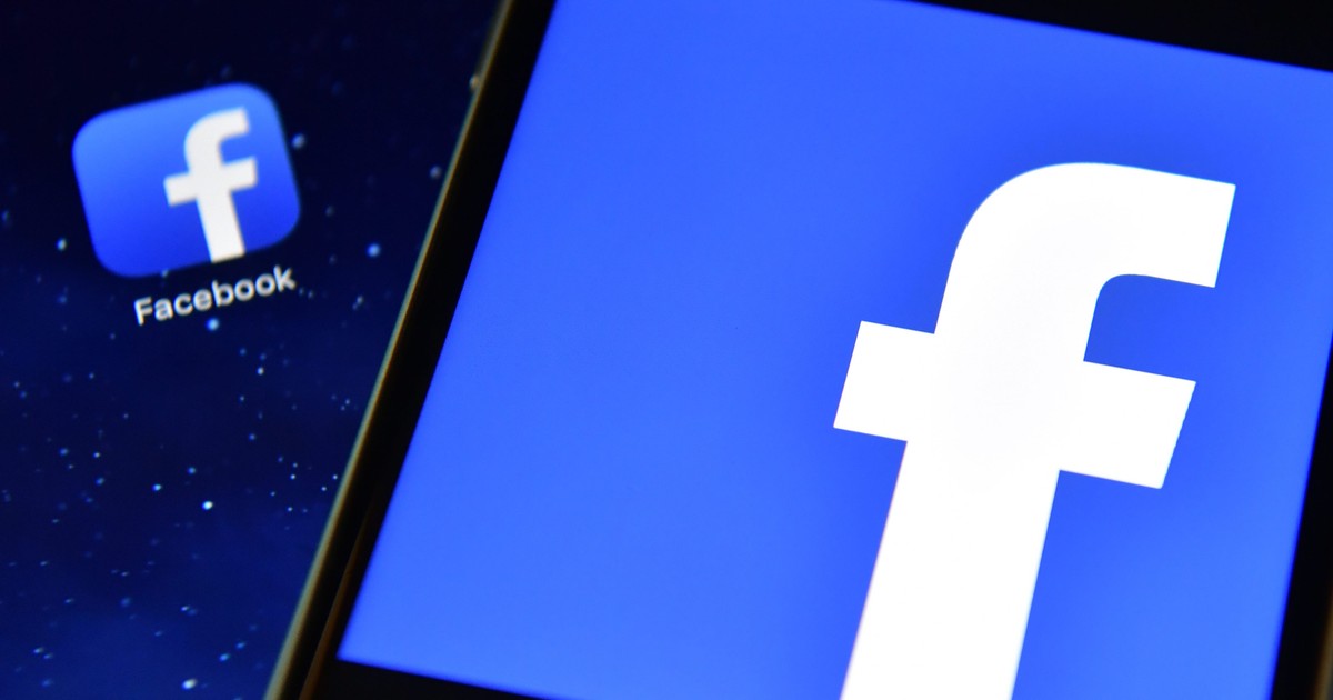 How to log into Facebook on a computer or mobile device, even if you ...