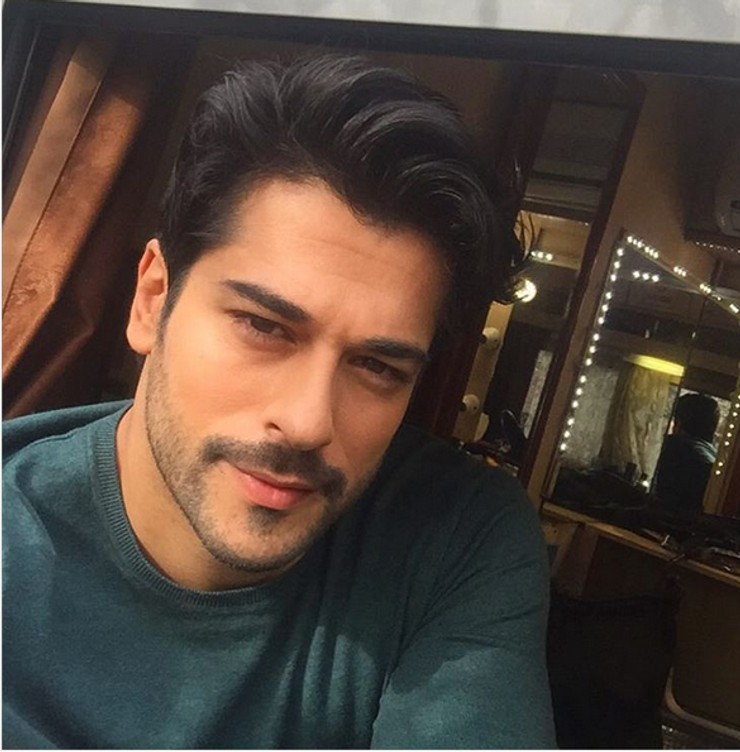 UDOBNO I SEKSI Evo u kakvoj vili živi najveći turski zavodnik Bali Beg