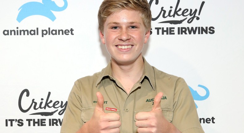 How scammers use deepfakes of celebs to steal millions from fans | Business Insider Africa