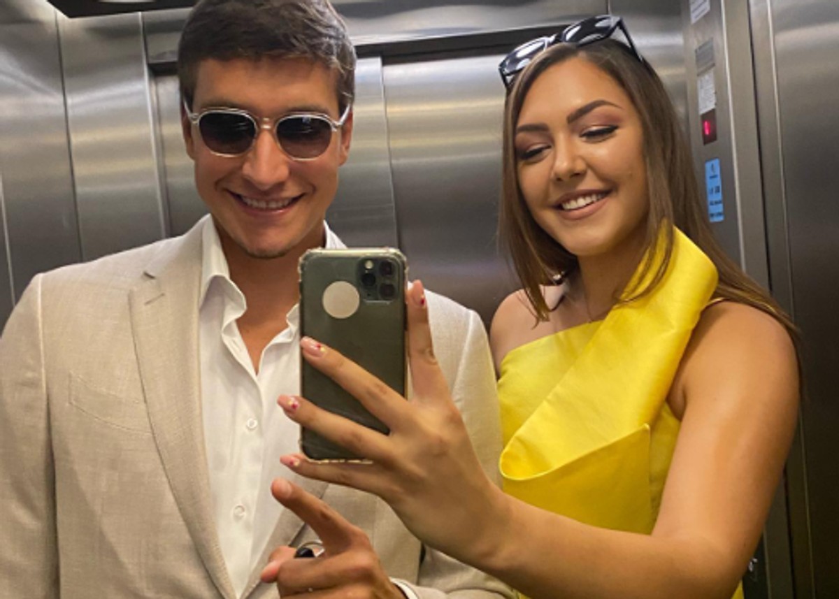 Bojana je rođena sestra Bogdana Bogdanovića i ona mu je najveća podrška ...