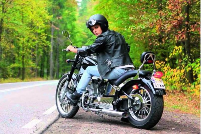 Junak M16 - polski motocykl - Metalosprzęt (SFM) - Wiadomości - Forbes.pl