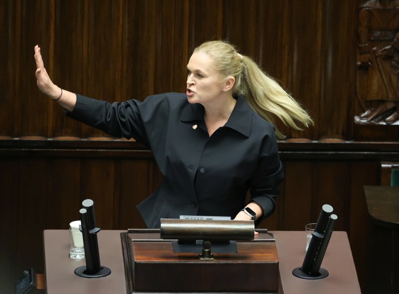 Barbara Nowacka nową ministrą edukacji. W polityce jest od lat - Kobieta