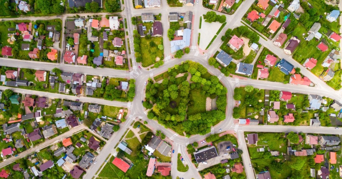 Polska ma największe rondo w Europie. Nie ma go w żadnym dużym mieście ...