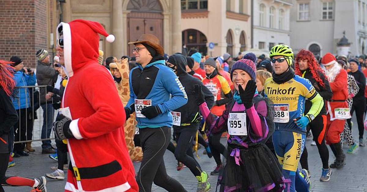 Najbardziej kolorowy bieg w Krakowie. Trwają zapisy na 19. Krakowski Bieg Sylwestrowy | Strefa miast