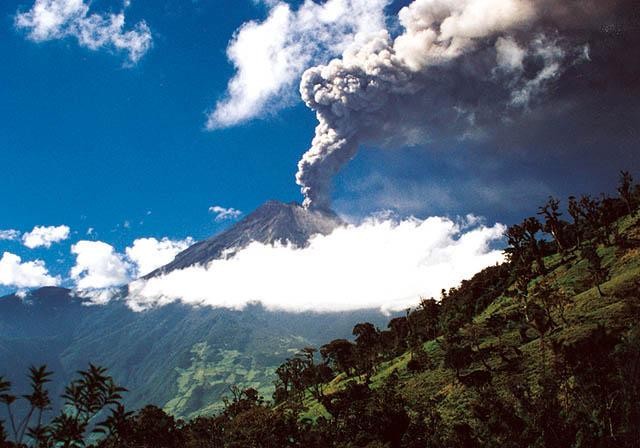 Czynne wulkany na wyciągnięcie ręki - Podróże