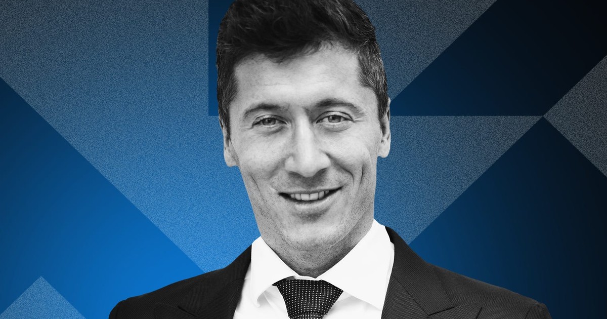 Footballer Robert Lewandowski — who once scored 5 goals in 9 minutes ...