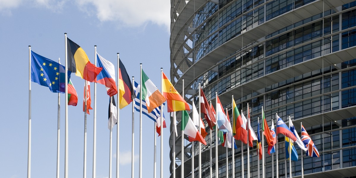 Unia Europejska: PE grozi pozwem Komisji Europejskiej. W tle konflikt o ... Unia Europejska: PE grozi pozwem Komisji Europejskiej. W tle konflikt o ...