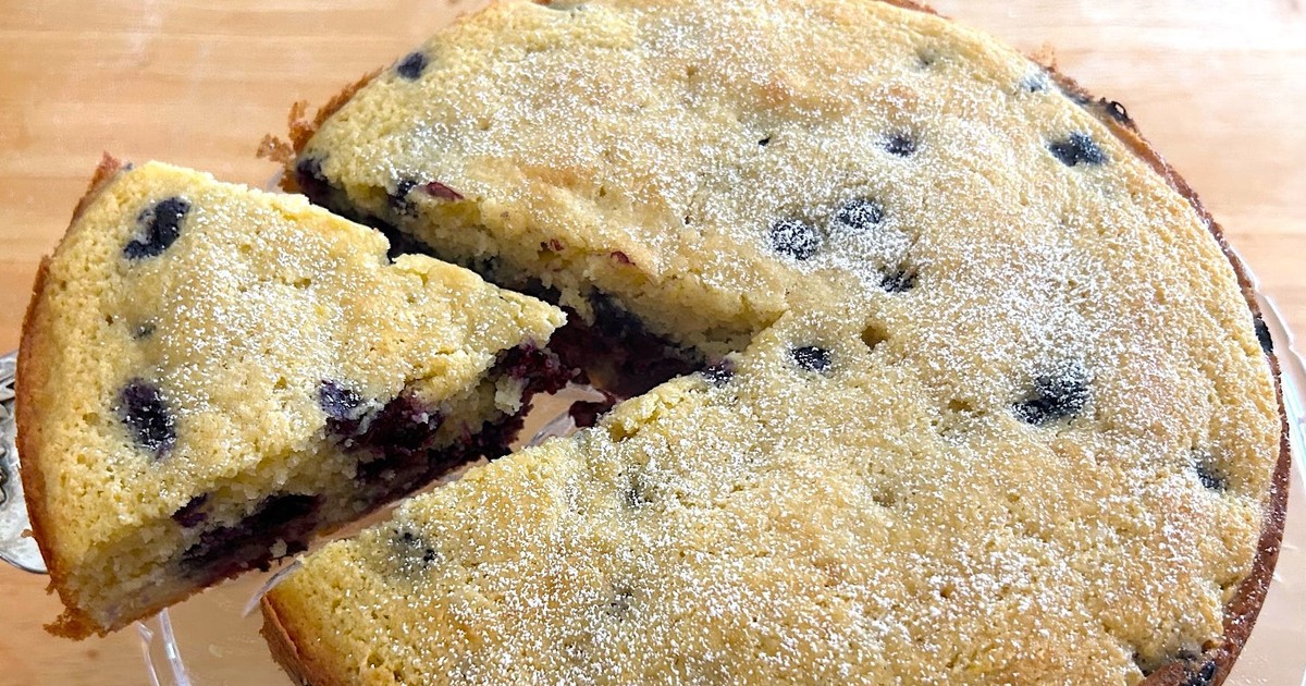 I made Ina Garten's easy breakfast cake for Mother's Day. My mom gives ...