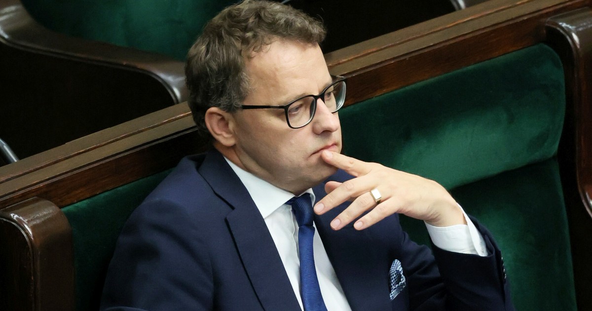 Marcin Romanowski podjął ważną decyzję. Chodzi o status posła - Wiadomości