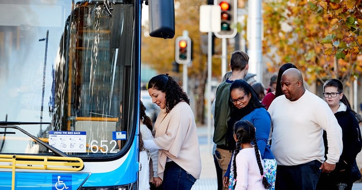 The 10 cities with the best public transport in the world | Business ...