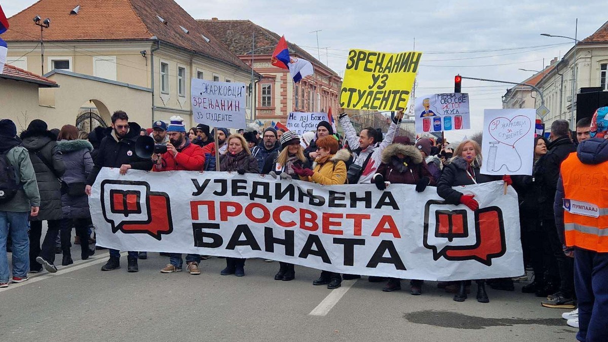 Protest u Vršcu "Iz Banata iz inata": Skup ispred Ministarstva zdravlja ...