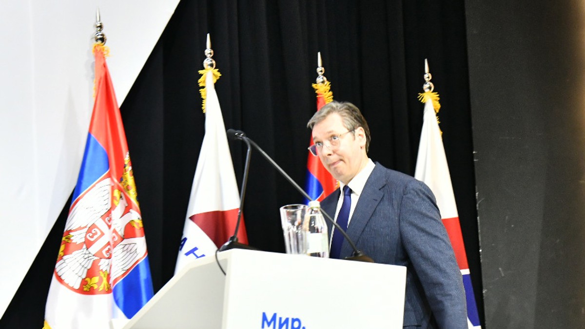 Sednica Predsedništva SNS, prisustvuje i Vučić - Blic