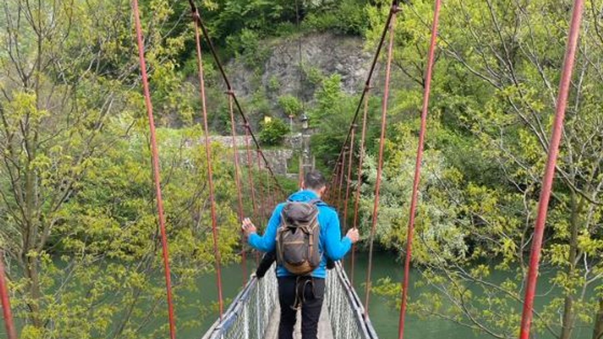 JEZIVO! Pogledajte kako je izgledao most na kojem se danas desila ...