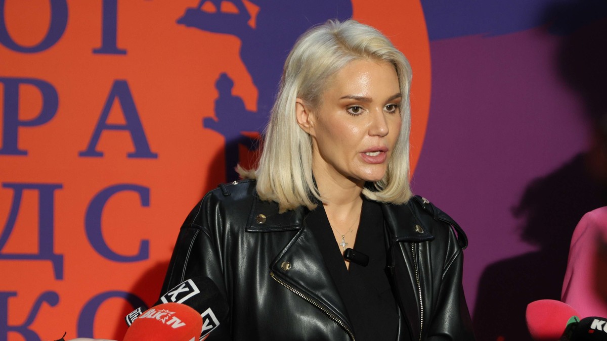Lena Kovačević otkrila: "Radim pesme za neke druge izvođače, a ima 300 ...