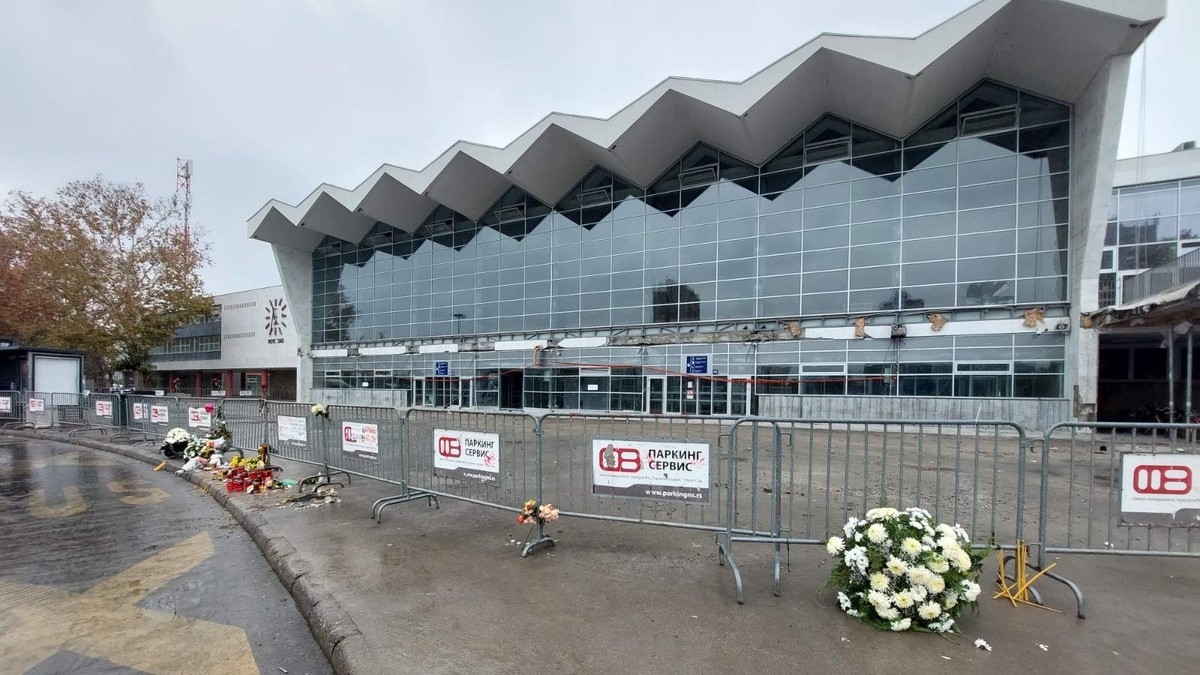 Viši sud u Novom Sadu vratio optužnicu za pad nadstrešnice na Železničkoj stanci Novi Sad na ...