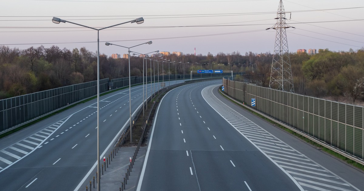 Wypadek na A4. Cztery osoby ranne - Wiadomości