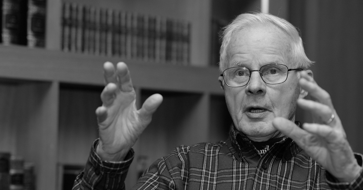 Zmarł David Forden, oficer prowadzący Ryszarda Kuklińskiego - Wiadomości