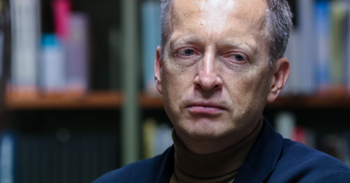 Konrad Piasecki opowiedział uzależnieniu swojej mamy. Z czym się zmagała?