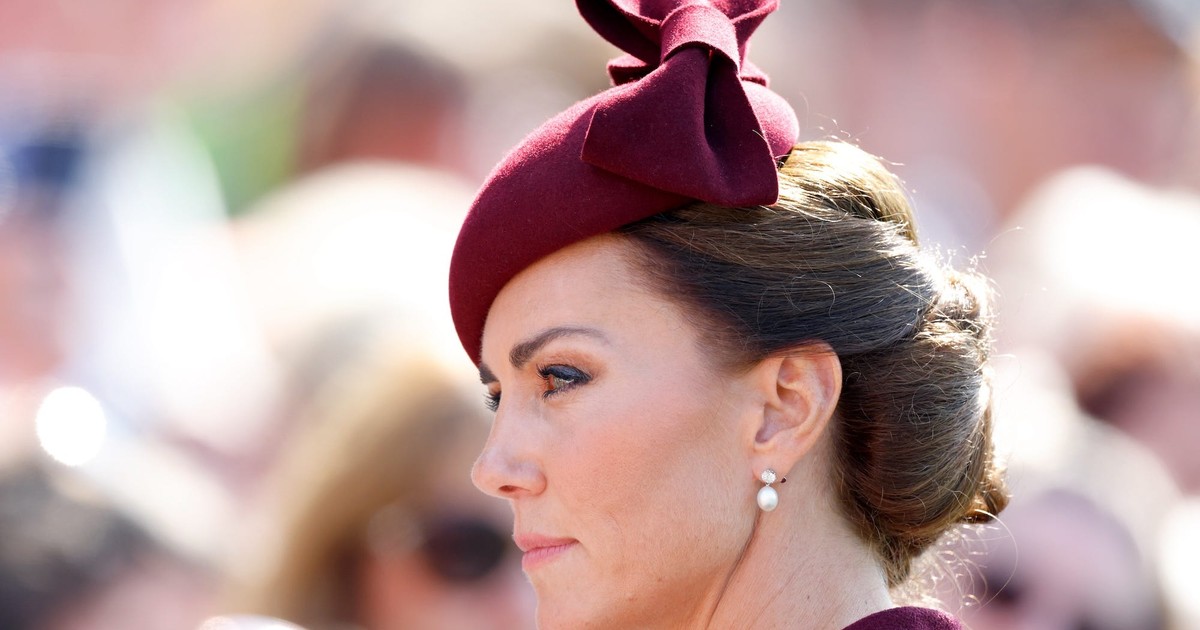 5 photos of the royal family that people have said look edited ...