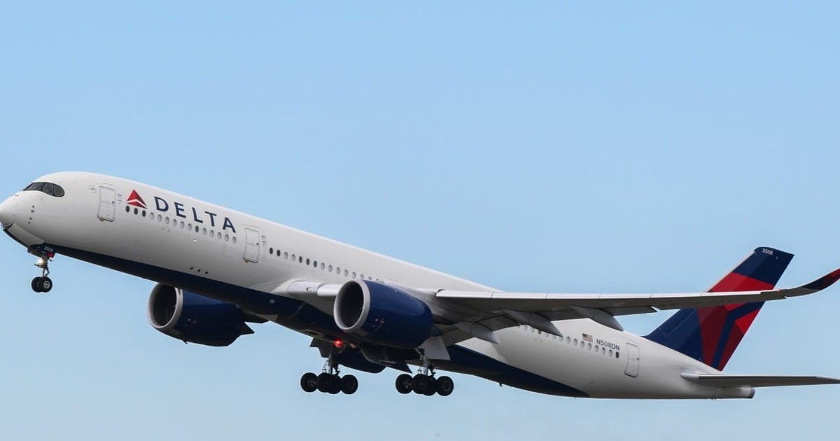 A Delta passenger faced ridicule for explosive diarrhea that caused the ...