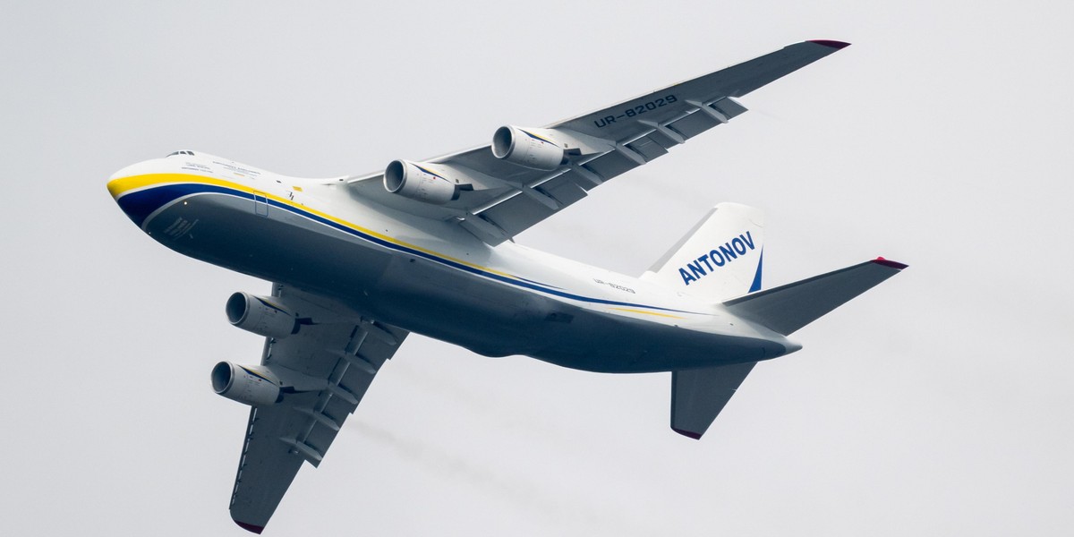 Ukraiński Antonow An-124 w Poznaniu. Znamy powód lądowania