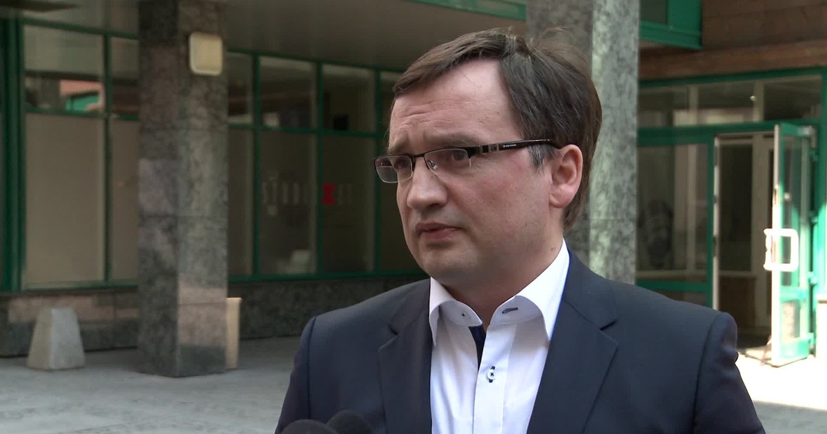 Ziobro: Kaczyński pokazał swoją siłę i niebywałą klasę - Wiadomości Ziobro: Kaczyński pokazał swoją siłę i niebywałą klasę - Wiadomości