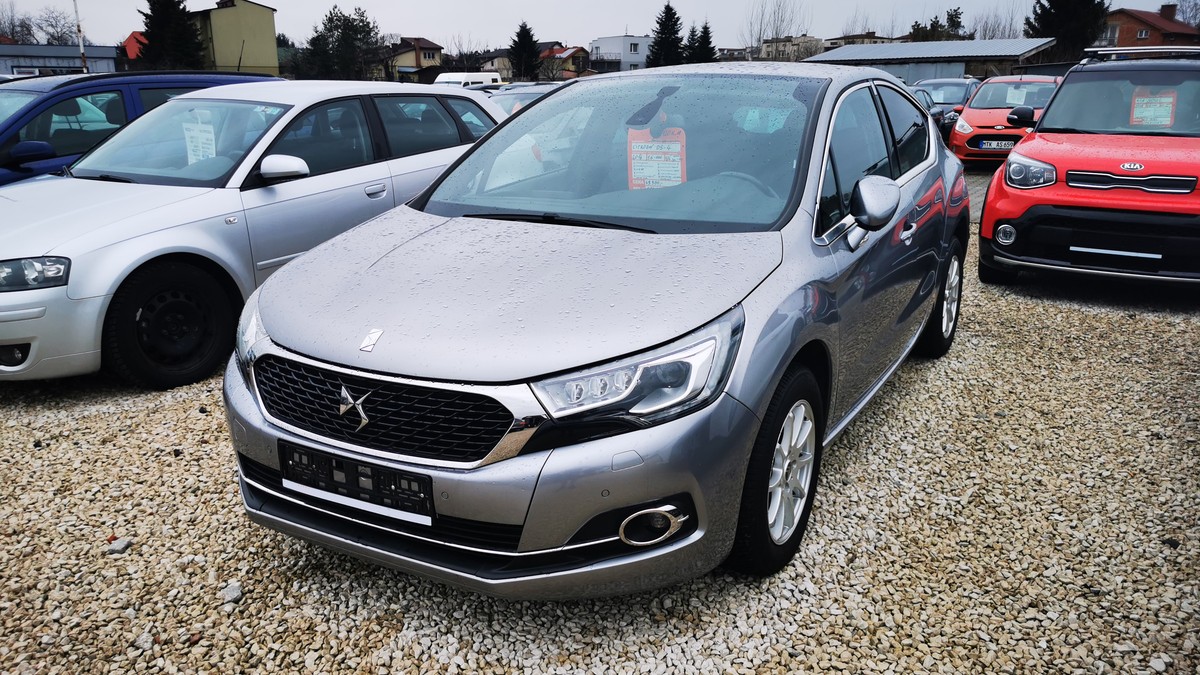 Używane auto poleasingowe lub poflotowe. Jak je rozpoznać i czy warto ...