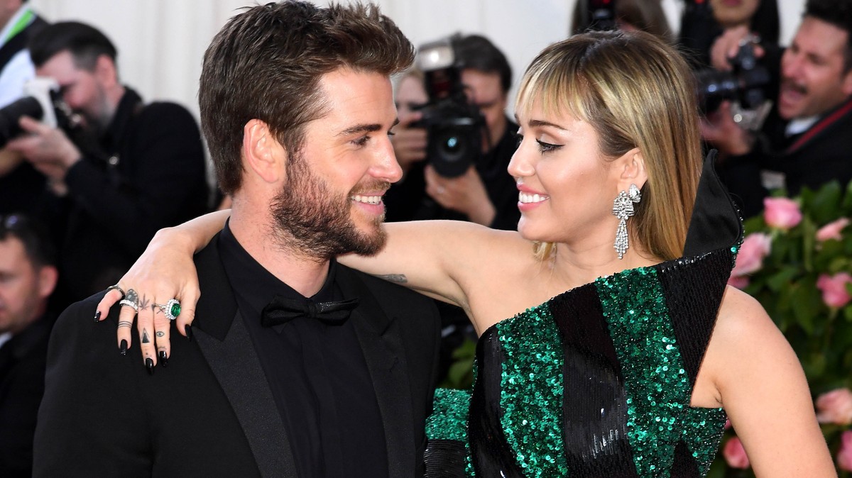 Most már biztos: ekkor mondják ki Miley Cyrus és Liam Hemsworth válását ... Most már biztos: ekkor mondják ki Miley Cyrus és Liam Hemsworth válását ...