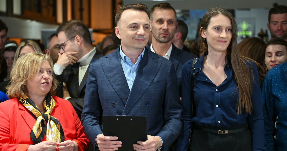 Majątek Łukasza Gibały. Spore zarobki, kontrowersje i duże zobowiązania
