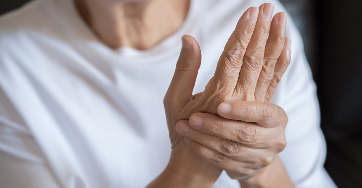 Reumatoidalne zapalenie stawów - objawy, które warto znać. RZS to nie ...