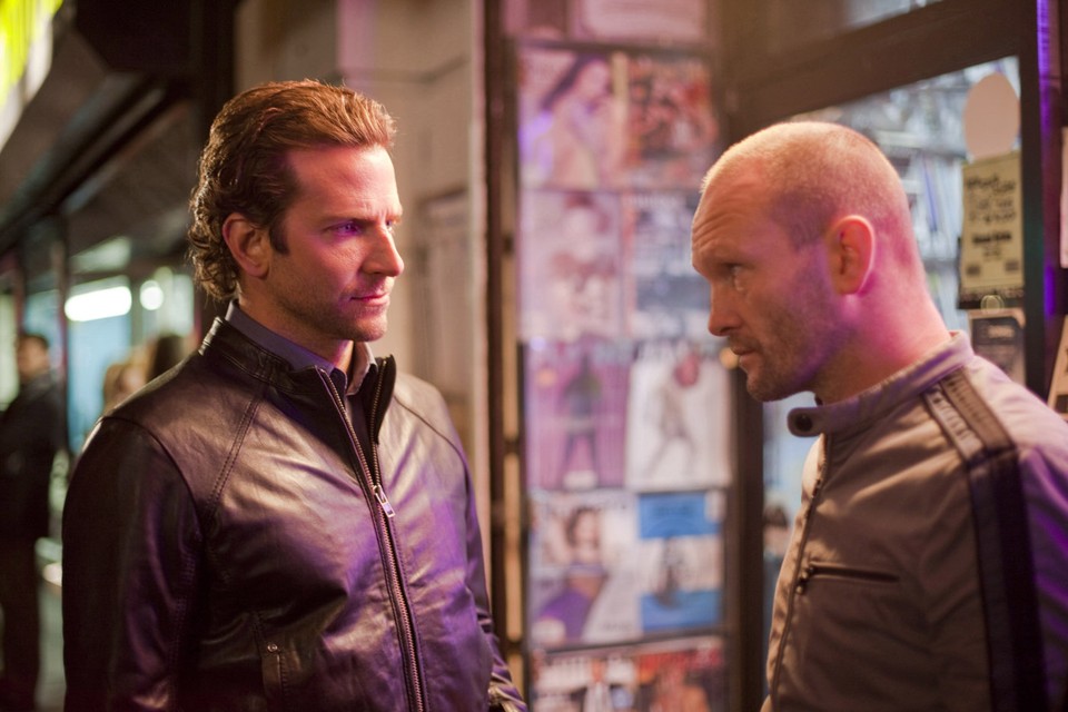"Jestem Bogiem" - Bradley Cooper i idealny narkotyk - Film