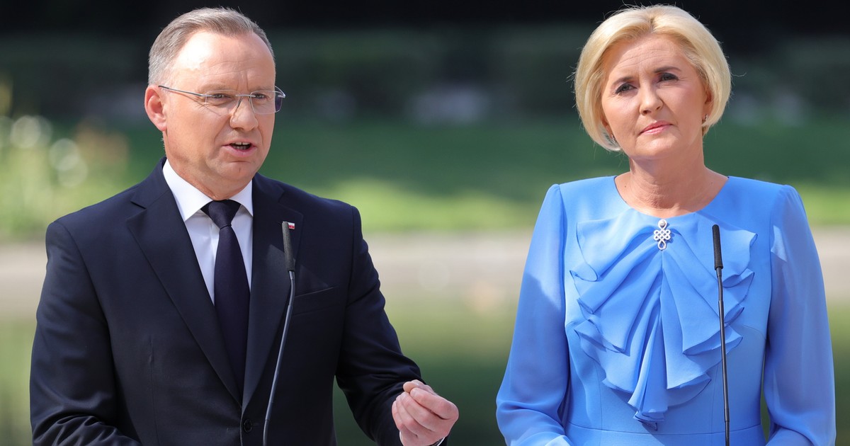 Agata i Andrzej Duda na Narodowym Czytaniu. Pierwsza dama cała na niebiesko - Plejada.pl