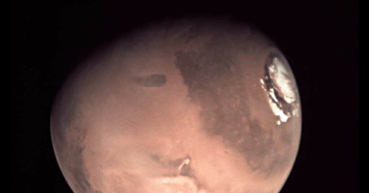 First-ever livestream from Mars will beam back images from the red ...