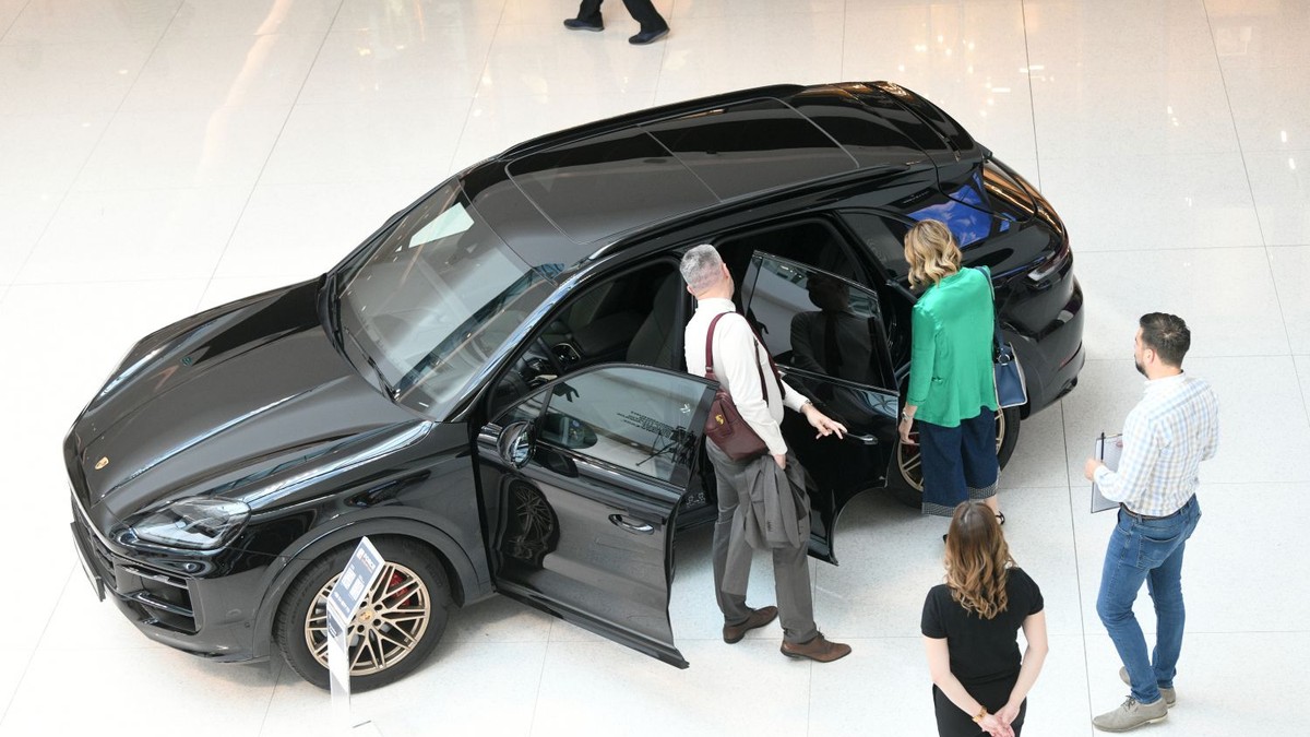 Mnogi su na Car Experience merkali ovu neverovatno moćnu auto-zver ...