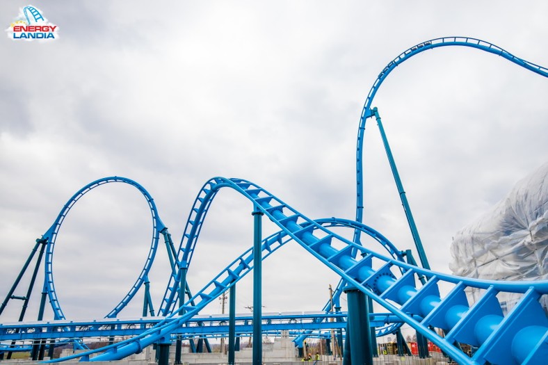 Energylandia: powstaje nowy roller coaster "Abyssus" - Podróże