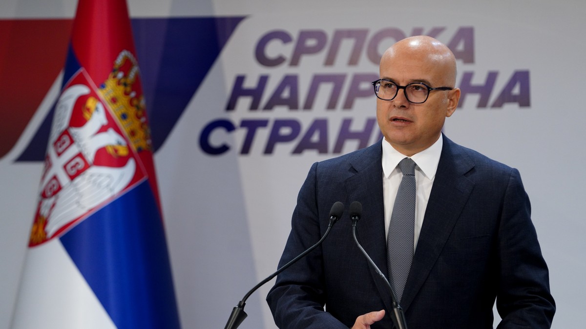 "Pevaj, Srbijo": Vučević se oglasio o skupovima protiv blokada ...