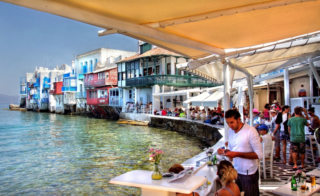 Pivo 100 evra, sok 35 evra?! Cene u ovoj grčkoj "oazi" šokirale turiste
