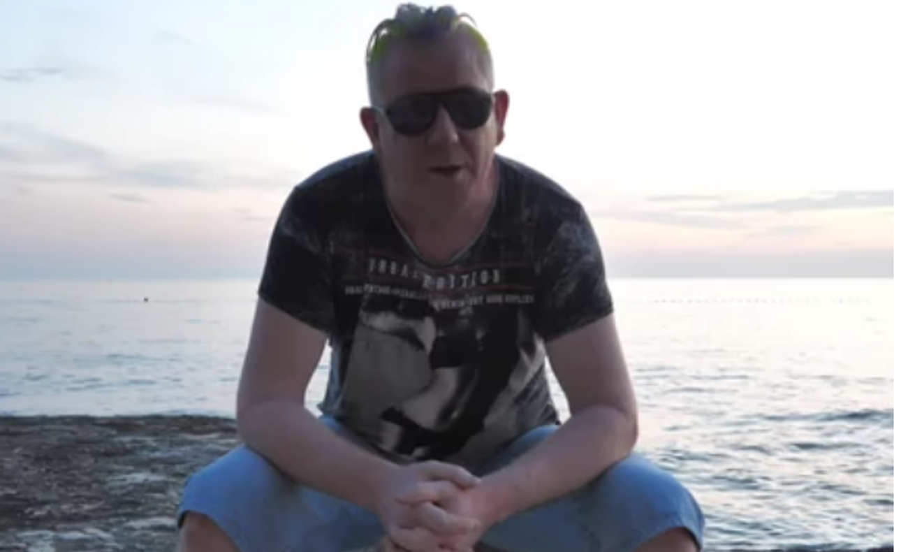 Folk pevač završio tri fakulteta, a u Srbiji više ne želi da peva: "To ...