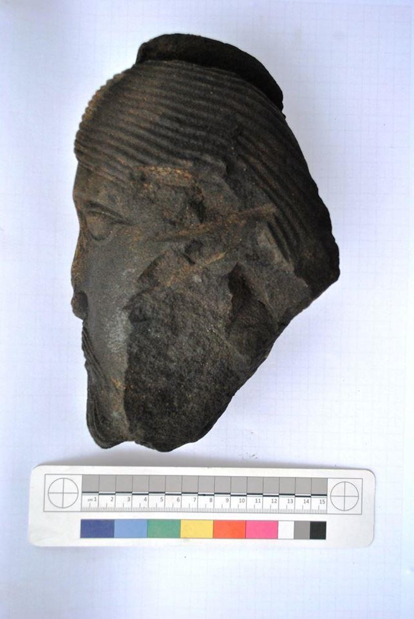 Niesamowite znalezisko archeologiczne we Wrocławiu. Głowa Jezusa w ... Niesamowite znalezisko archeologiczne we Wrocławiu. Głowa Jezusa w ...