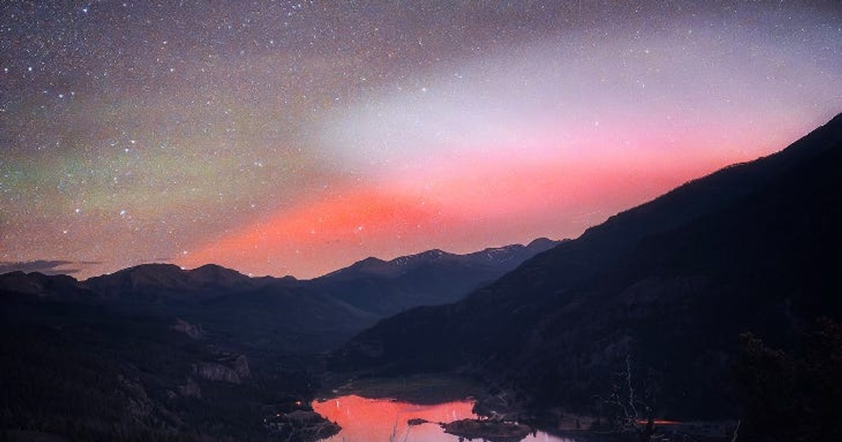 SpaceX rockets are burning bright red holes in Earth's atmosphere and ...