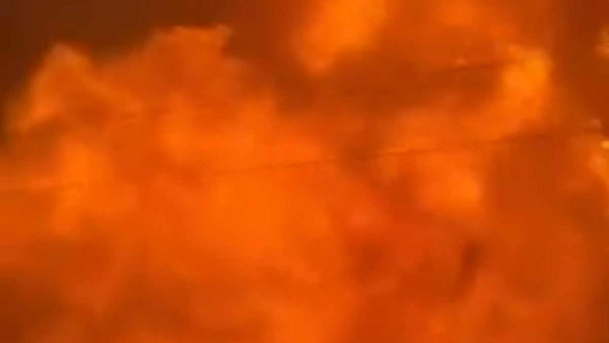 (Video) Eksplodirao najveći gasovod u Dagestanu: Vatra guta grad - Blic