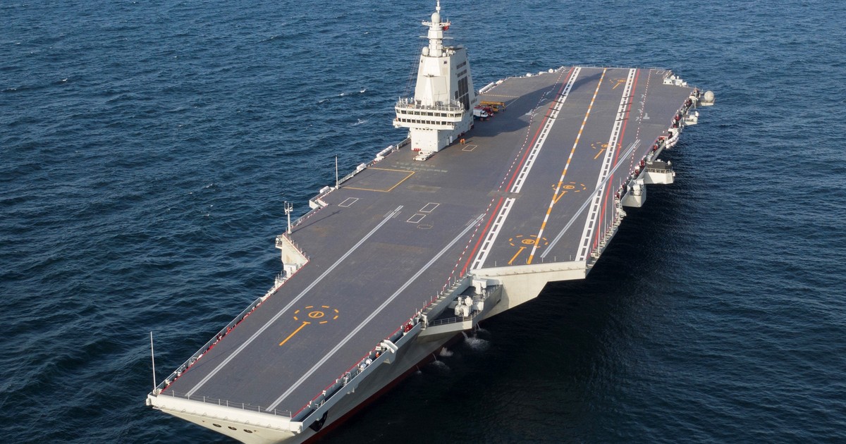China's newest aircraft carrier just launched a stealth jet with an ...