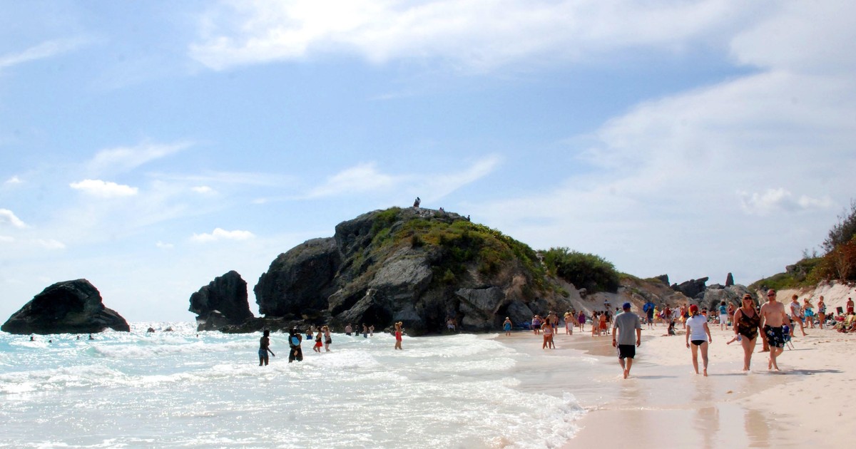 Forbes announced then quickly canceled a 75-person 'bubble' in Bermuda ...