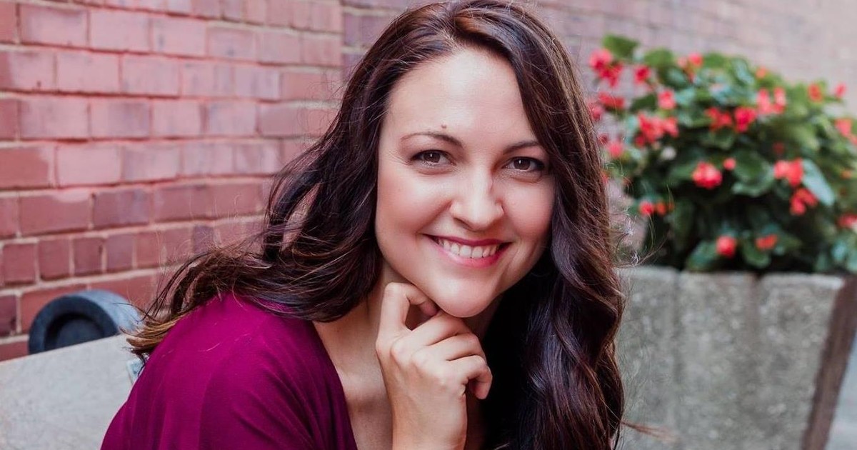 2-latka zrobiła mamie psikusa. Wysłała jej nagie fotki do 15 osób!