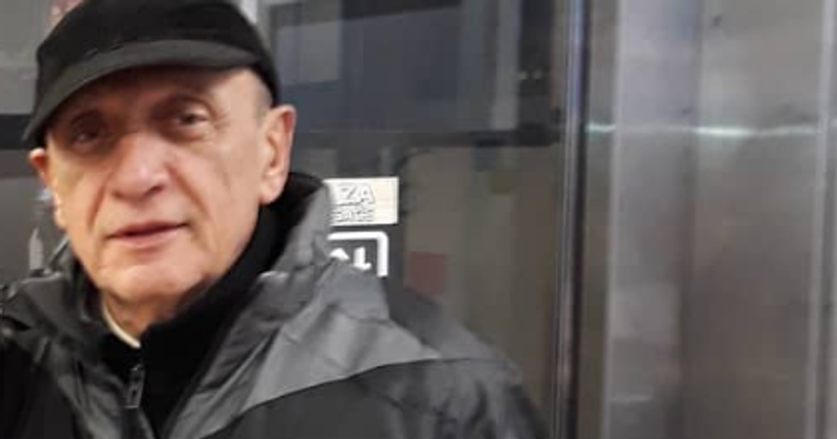 Naš pevač živi od penzije od 30.000 dinara: "Moja koleginica prima 2.000 evra, loše sam prošao ...