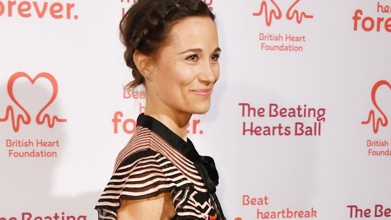 Pippa Middleton po raz pierwszy od porodu. Wyglądała zachwycająco! - Moda